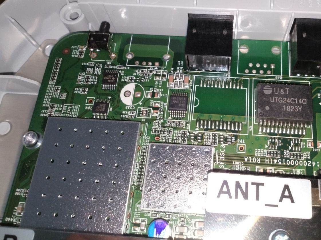 华为AP4050DN-S 企业无线AP拆机 - 拆机乐园 数码之家