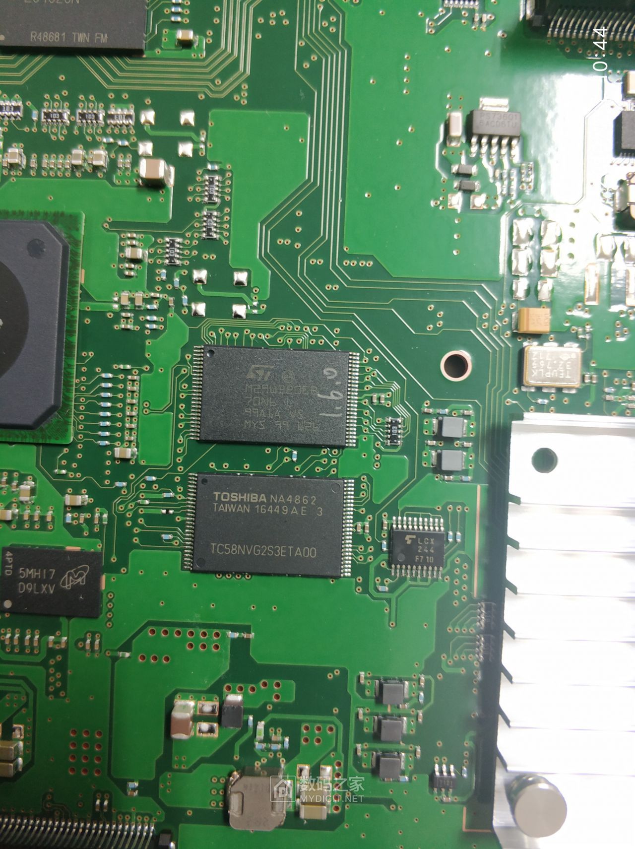 拆解NEC iPasolink 100 MDP-400MB-1B微波IDU室内单元 - 拆机乐园 数码之家