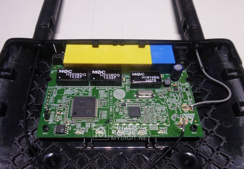 『ROSE 拆解』“没收”一个华为 WS318 无线路由器 - 拆机乐园 数码之家