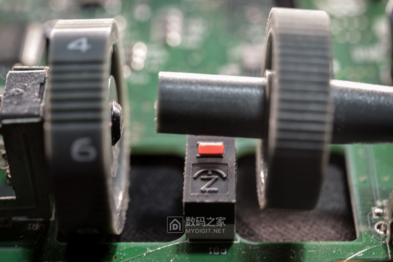 创新sb0490 usb外置声卡拆解 - 拆机乐园 数码之家