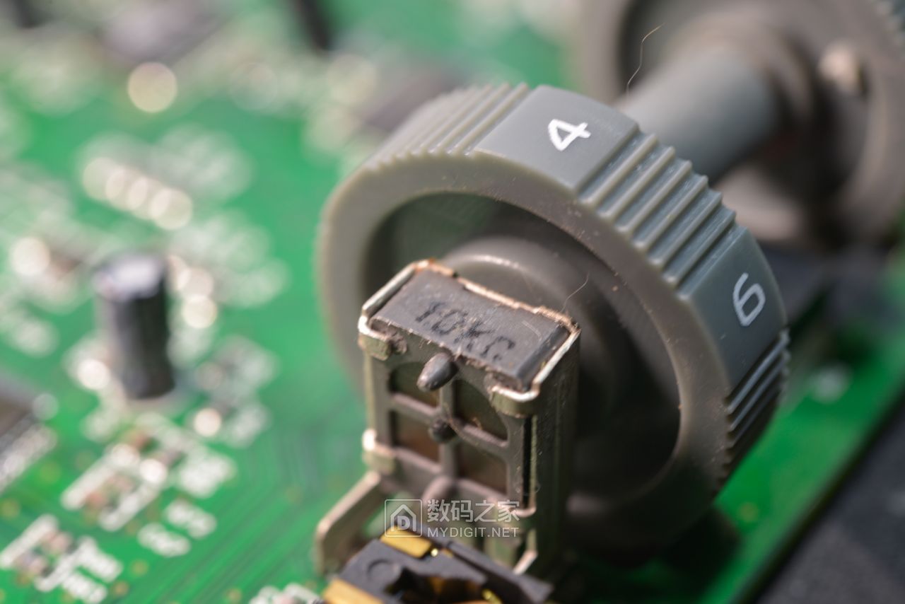 创新sb0490 usb外置声卡拆解 - 拆机乐园 数码之家