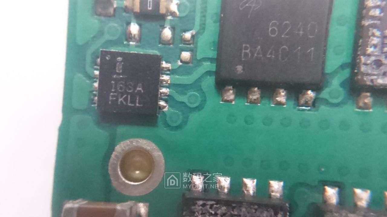 欣赏一个木邋遢的DCDC模块 - 拆机乐园 数码之家