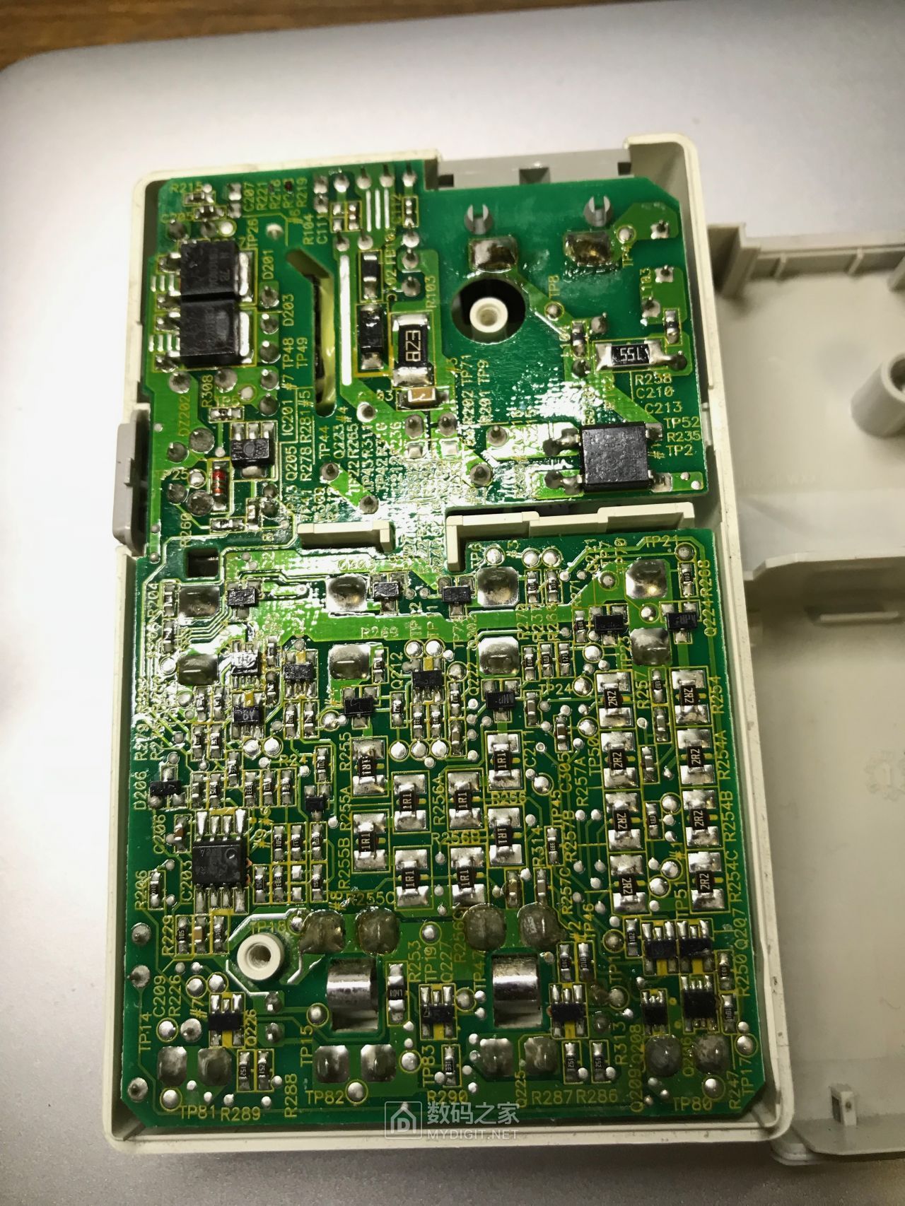 十来年以前买的三洋经典充电器MQR03RN（MR57） - 拆机乐园 数码之家