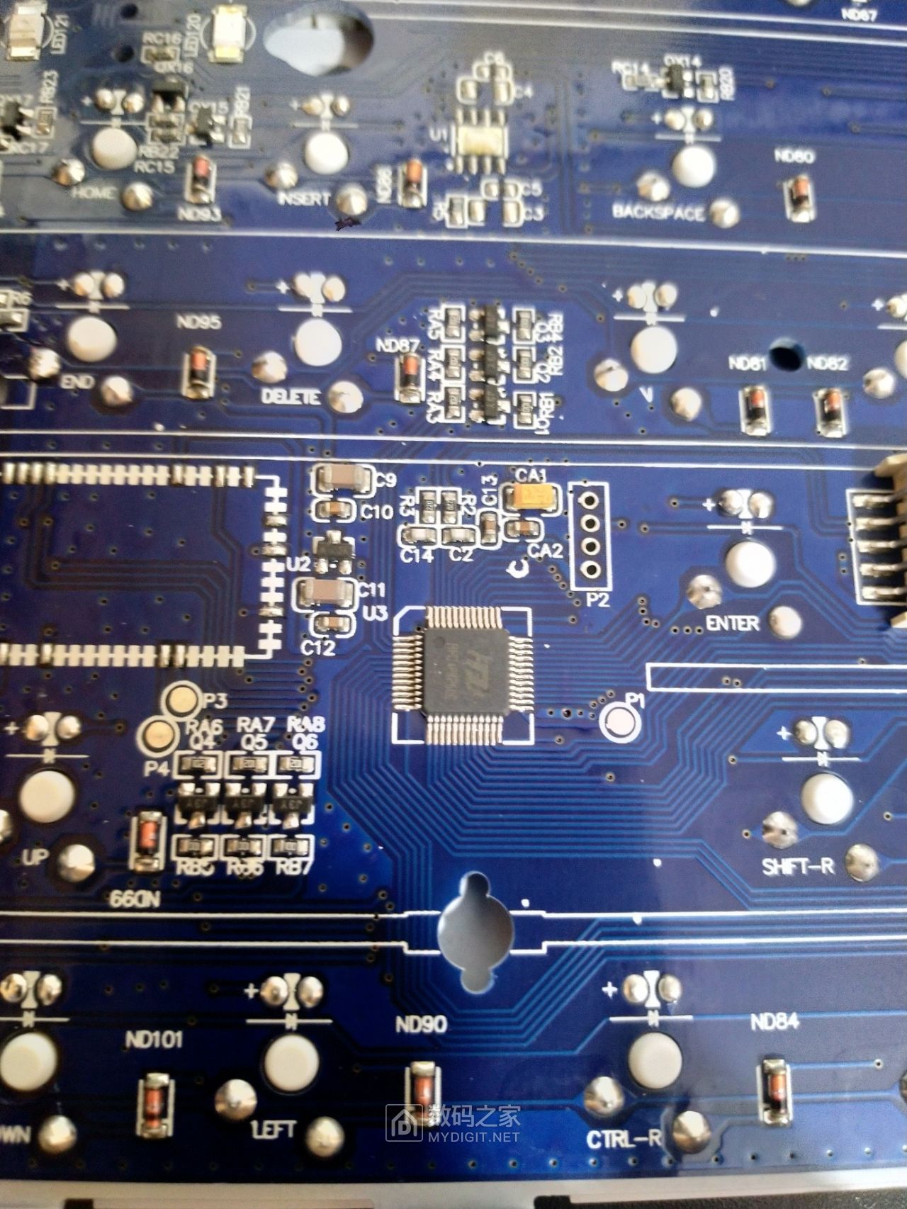 为什么机械键盘这么重？拆个RK royal kludge RK987A看看 - 拆机乐园 数码之家