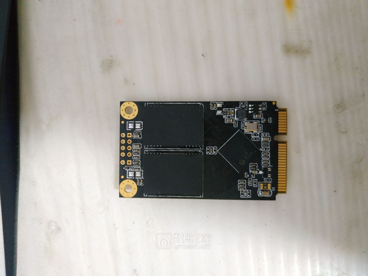 请教一下2258xt msata的ce跳线问题 - SSD存储技术 数码之家