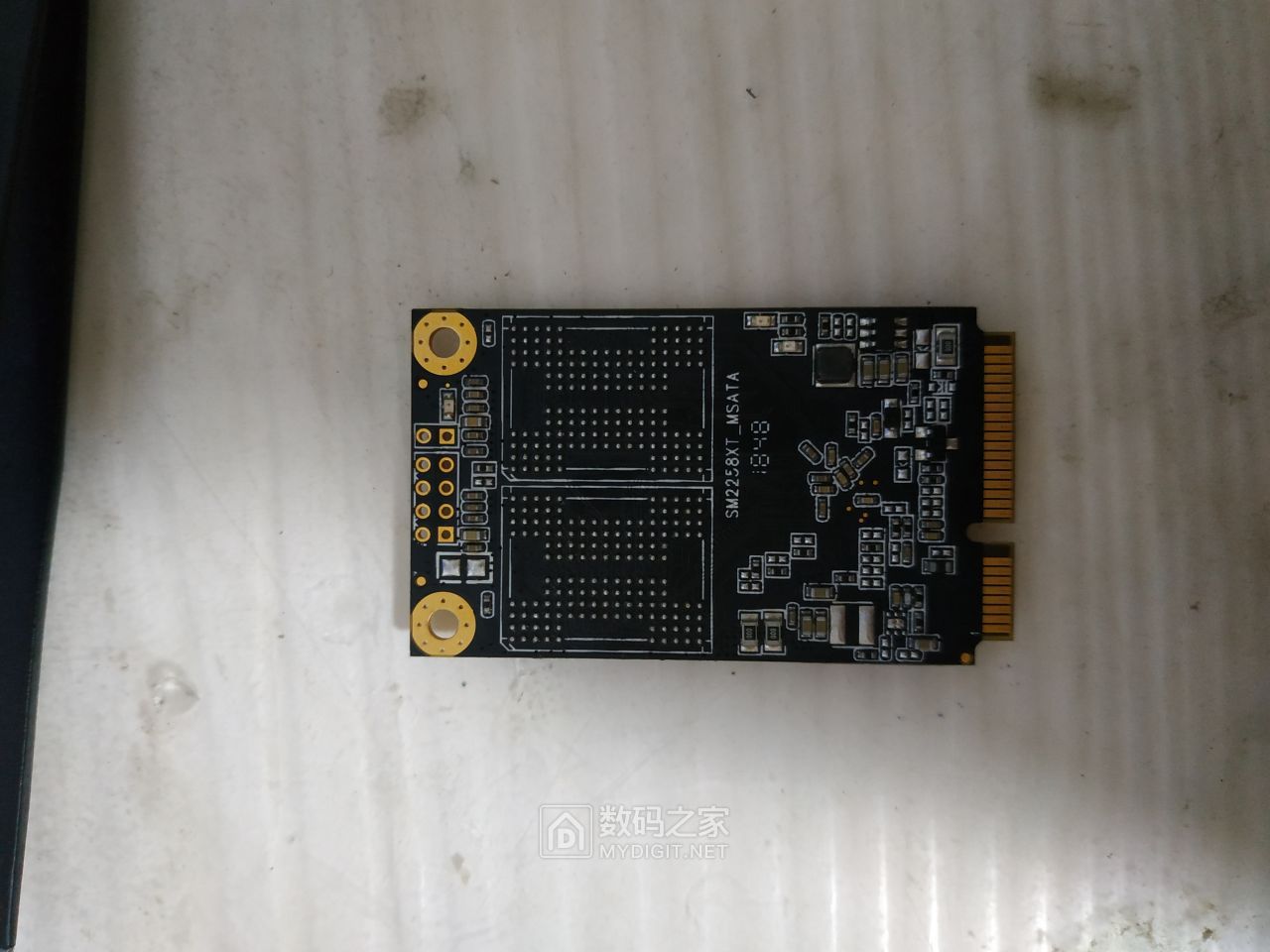 请教一下2258xt msata的ce跳线问题 - SSD存储技术 数码之家