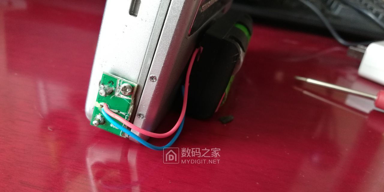 80后的回忆~爱华JX879磁带随身听拆解 - 拆机乐园 数码之家