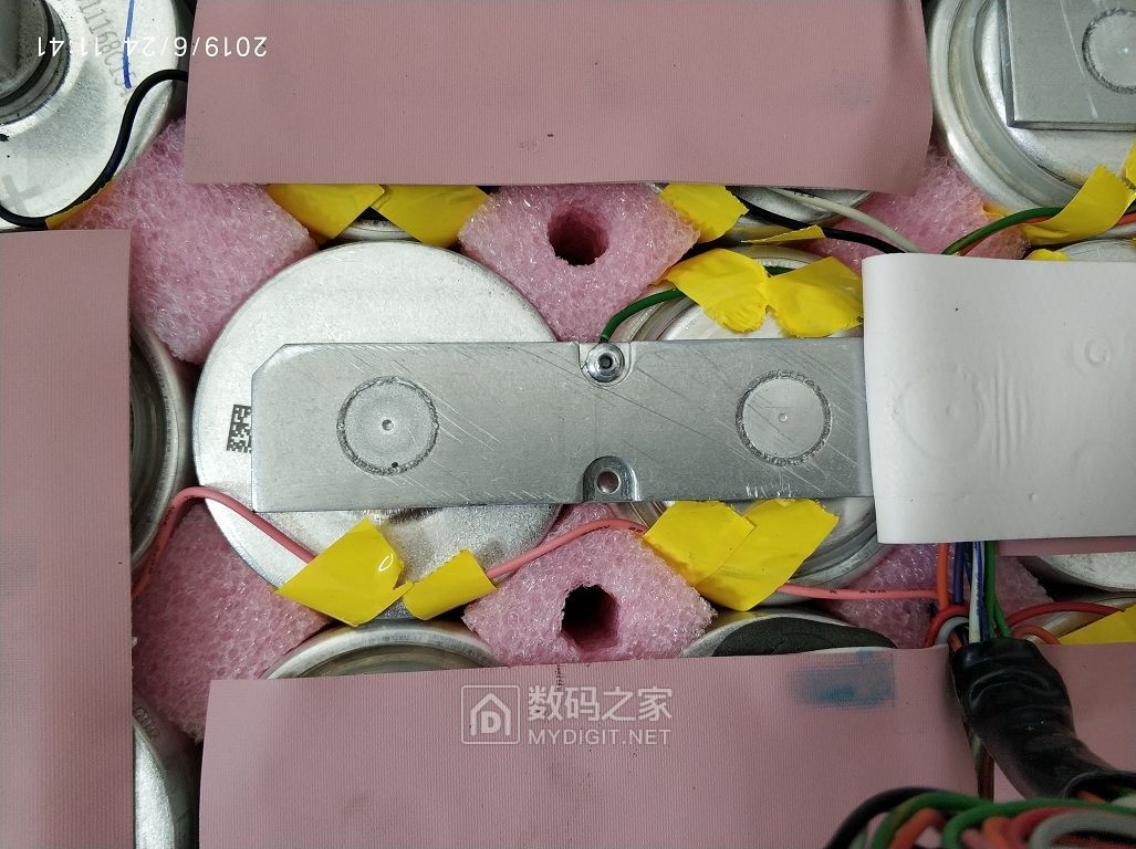 Maxwell BOOSTCAP 165F/48V超级电容，到手先拆为快 - 拆机乐园 数码之家