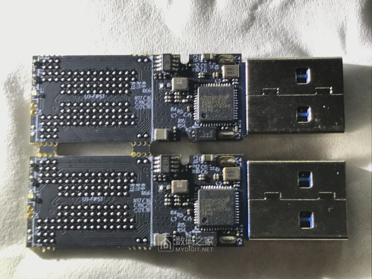 G2板2246XT双贴0DFK组256G - U盘存储技术 数码之家