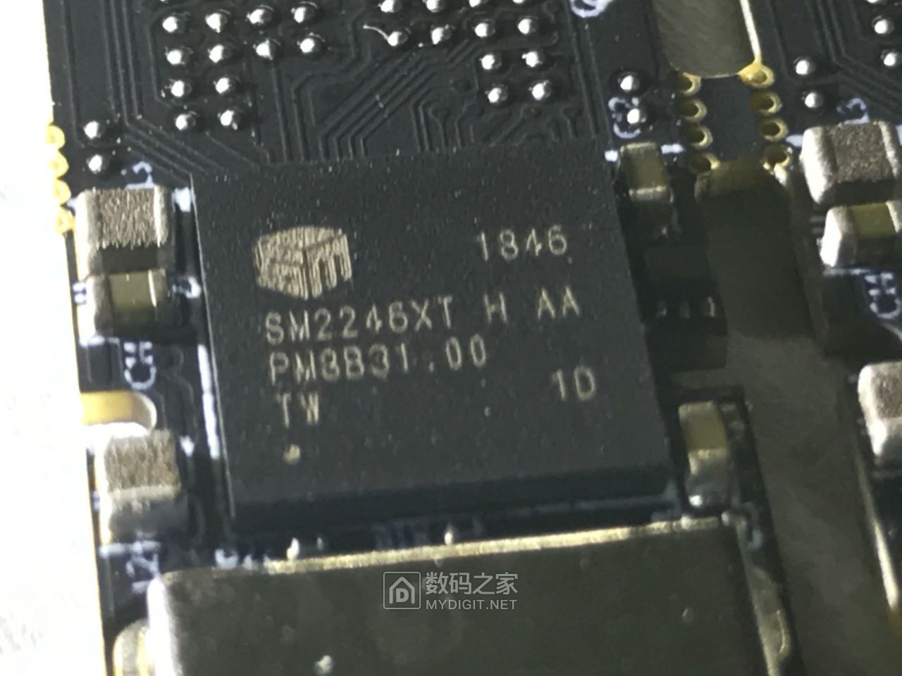 G2板2246XT双贴0DFK组256G - U盘存储技术 数码之家