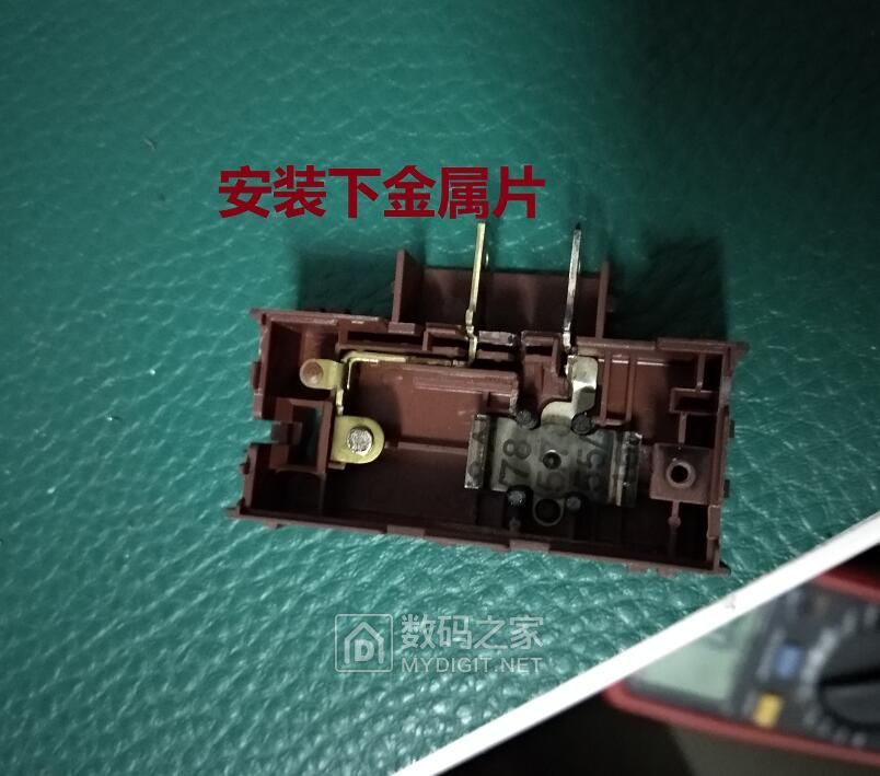 拆解海尔滚筒洗衣机XQG50-700HM门锁 - 拆机乐园 数码之家