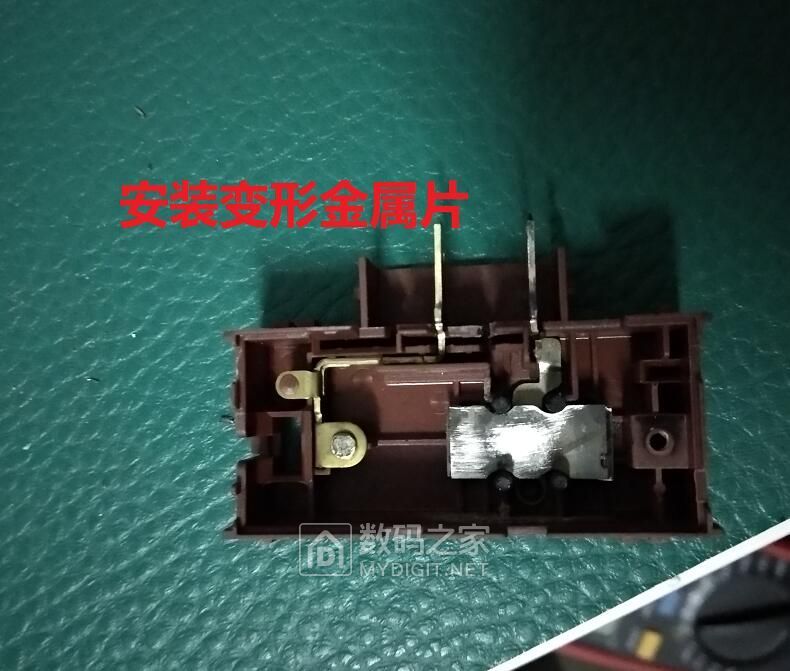 拆解海尔滚筒洗衣机XQG50-700HM门锁 - 拆机乐园 数码之家