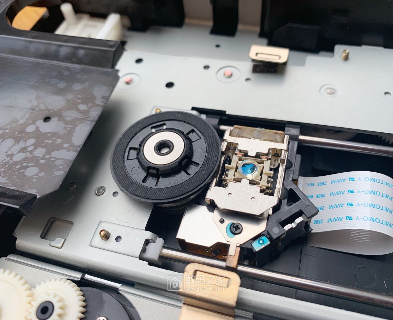 浦科特4260TS SCSI CD刻录机 仅次于plexmaster 真正录音室母盘刻录机 拆机评测 - 硬件博物馆 数码之家