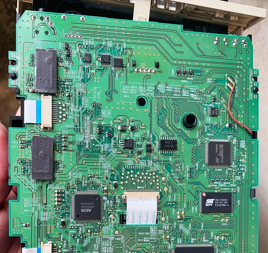 浦科特4260TS SCSI CD刻录机 仅次于plexmaster 真正录音室母盘刻录机 拆机评测 - 硬件博物馆 数码之家