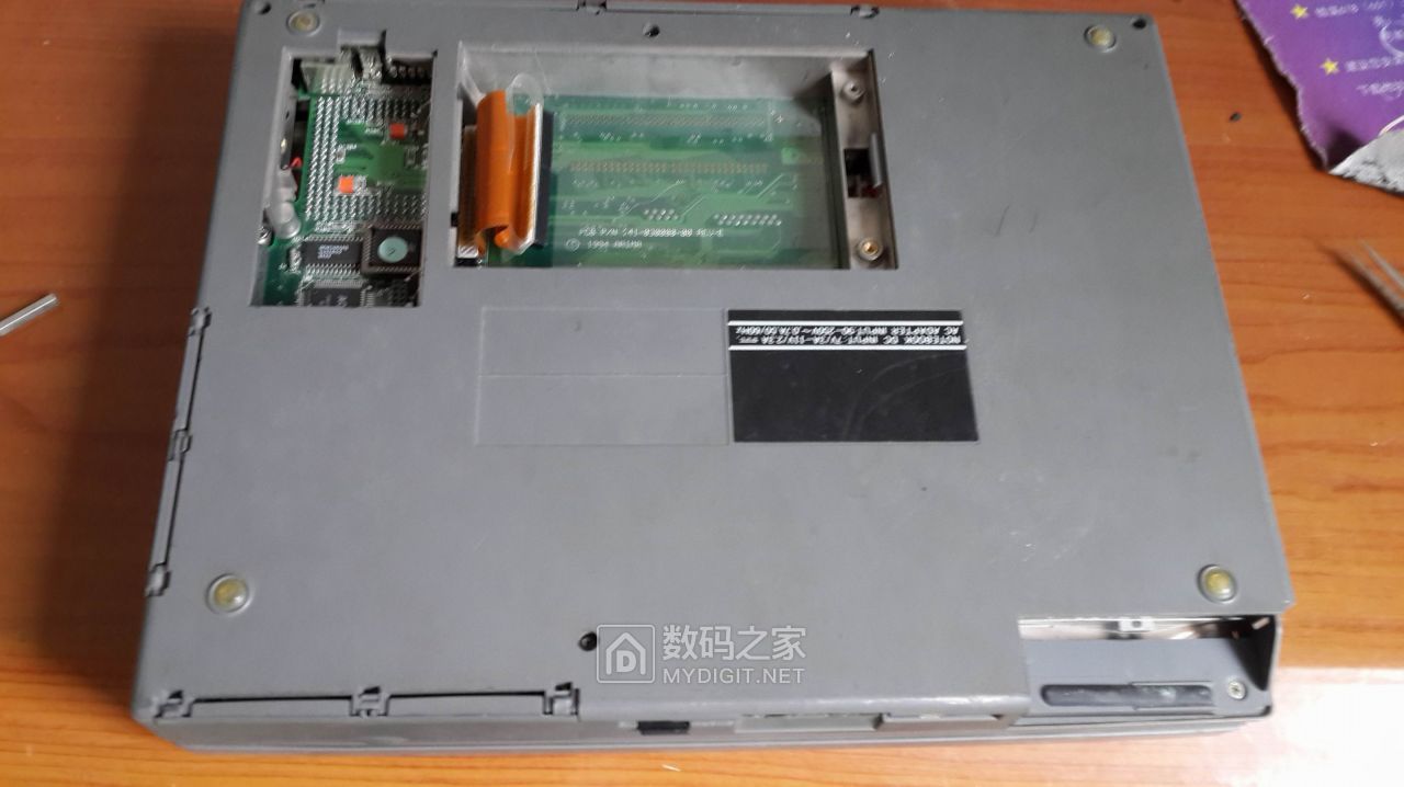unisys是什么牌子？拆解一台486笔记本，4M内存，340硬盘。 - 硬件博物馆 数码之家