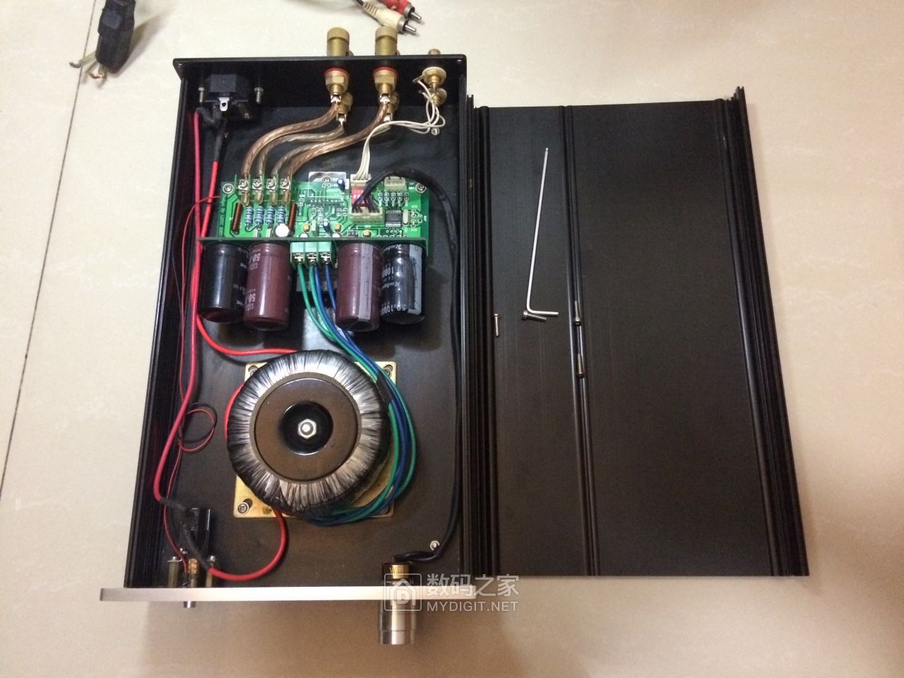 拆一个自己10多年前做的LM4766功放 - 拆机乐园 数码之家