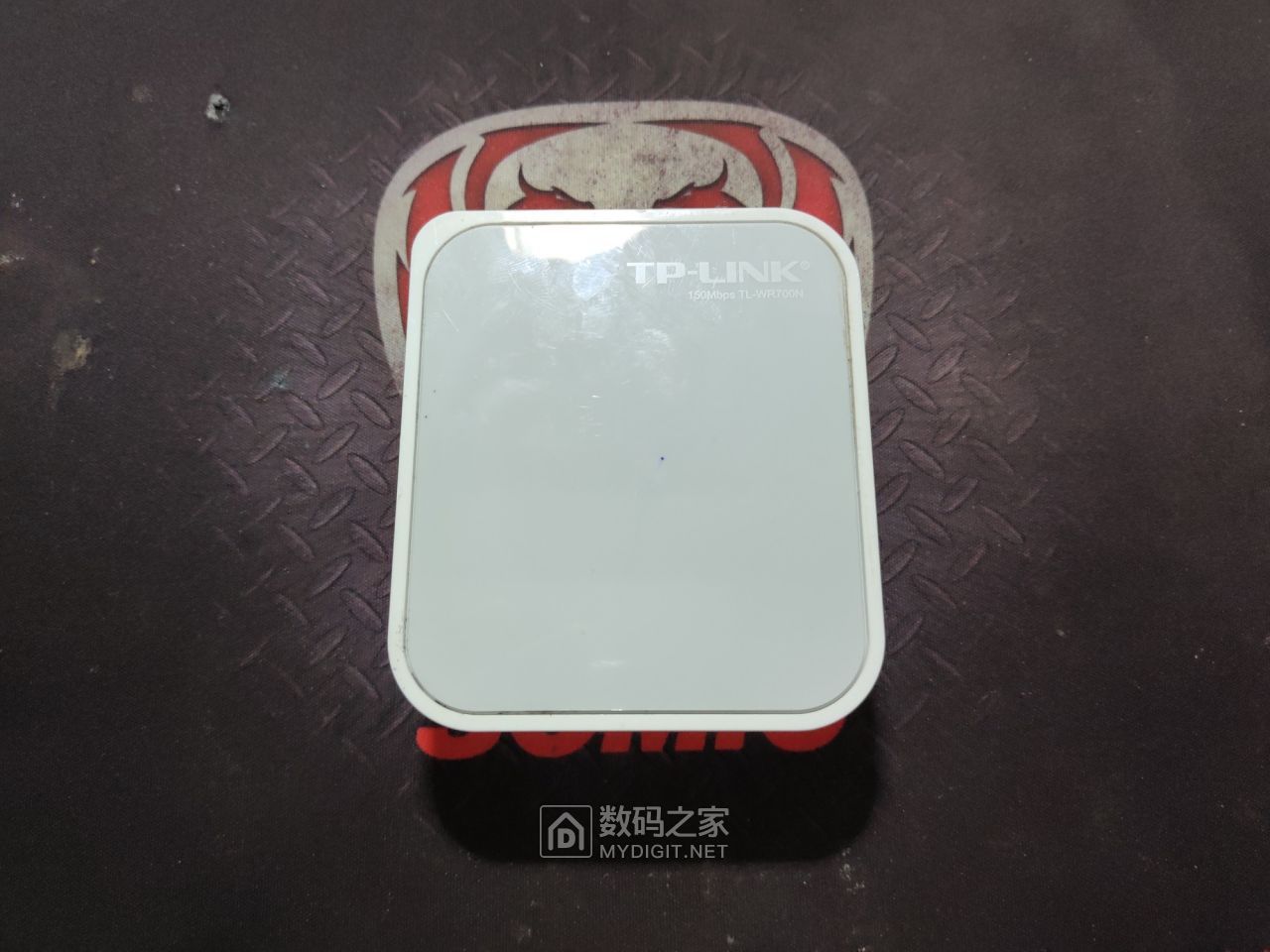 『X拆解』TP WR700N路由器简单拆解 - 拆机乐园 数码之家