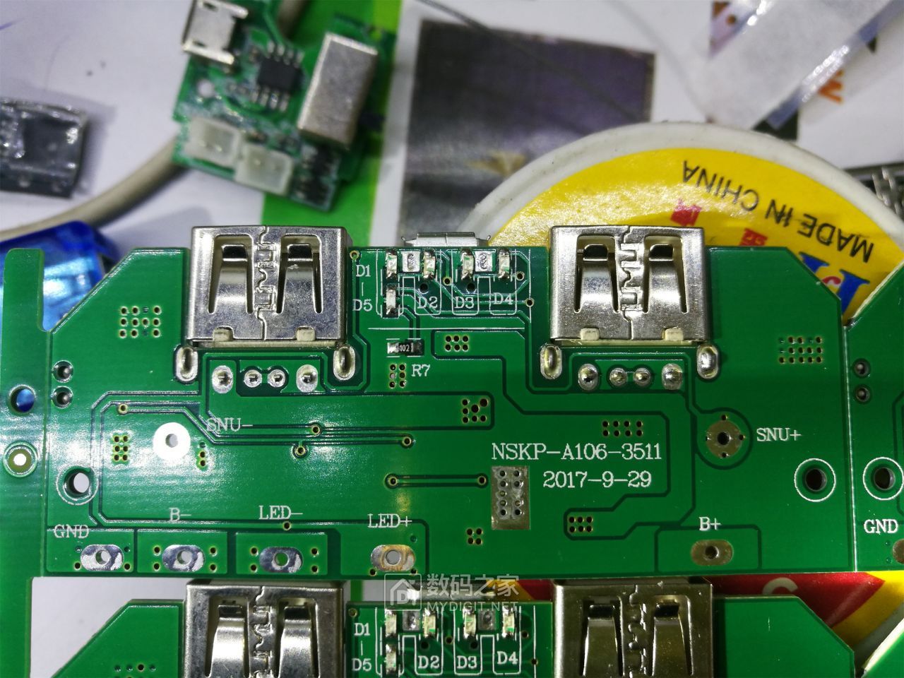 买了点废充电宝板子，有充电无升压SY3511D - 拆机乐园 数码之家