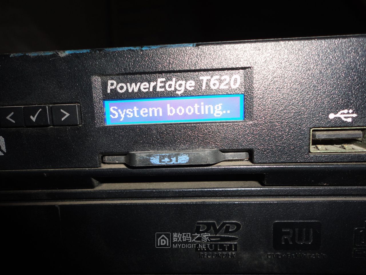 拆解一台戴尔 poweredge t620 服务器 - 拆机乐园 数码之家