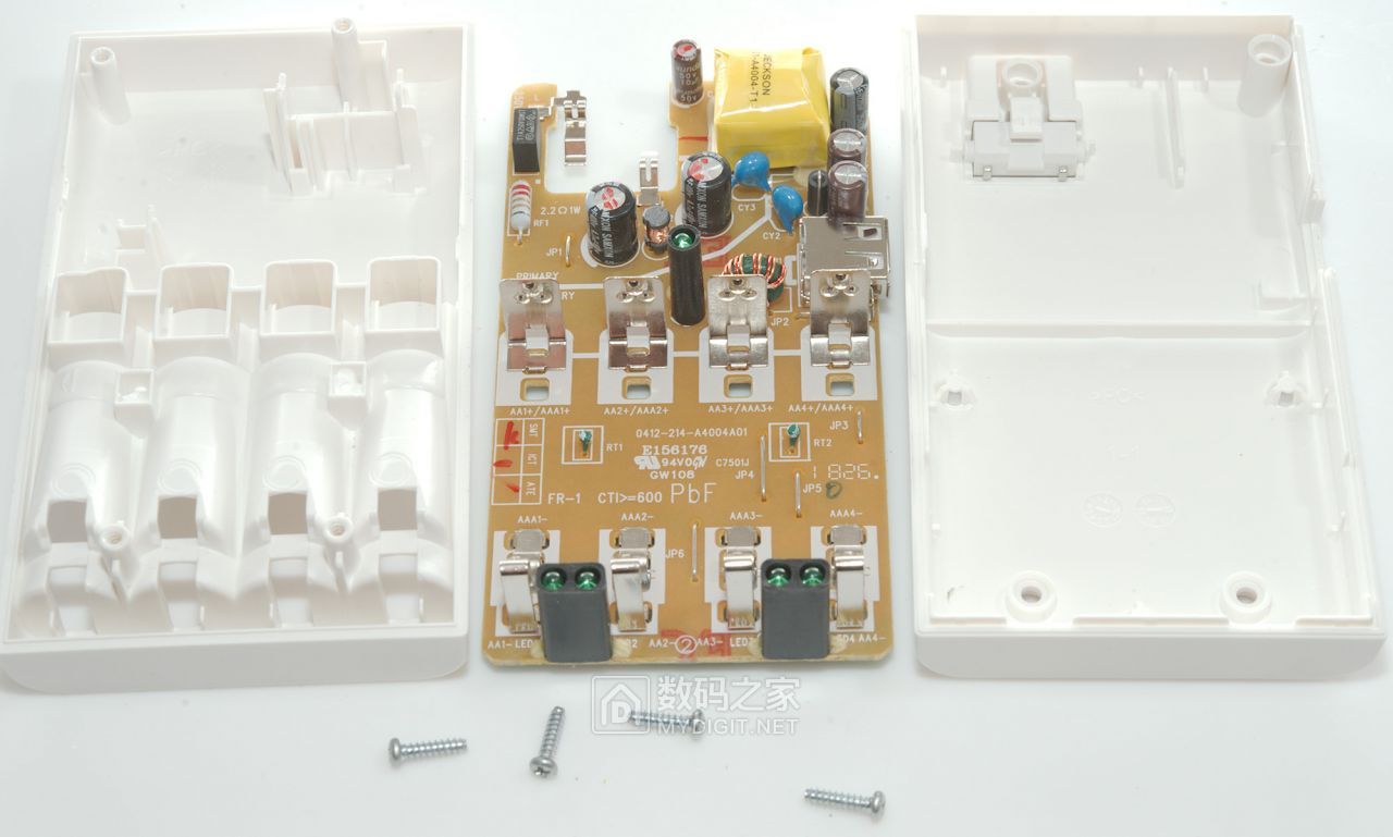 全网首拆！Panasonic BQ-CC75松下镍氢电池充电器 - 拆机乐园 数码之家