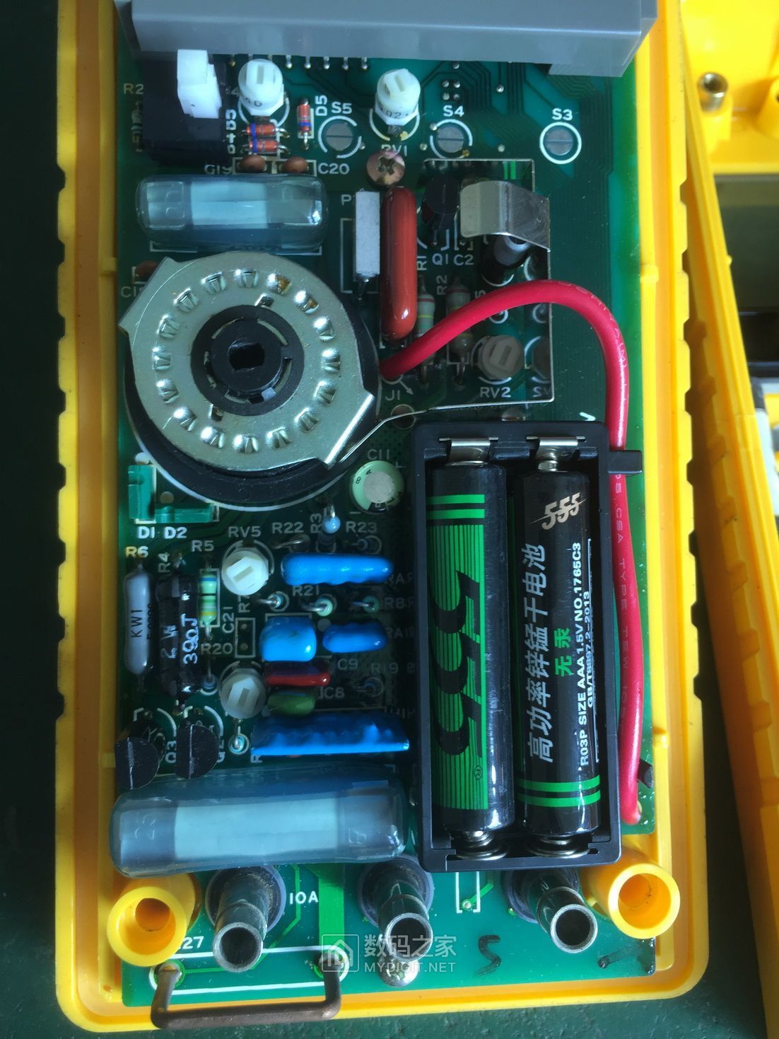 HP E2378A老万用表拆解 - 拆机乐园 数码之家