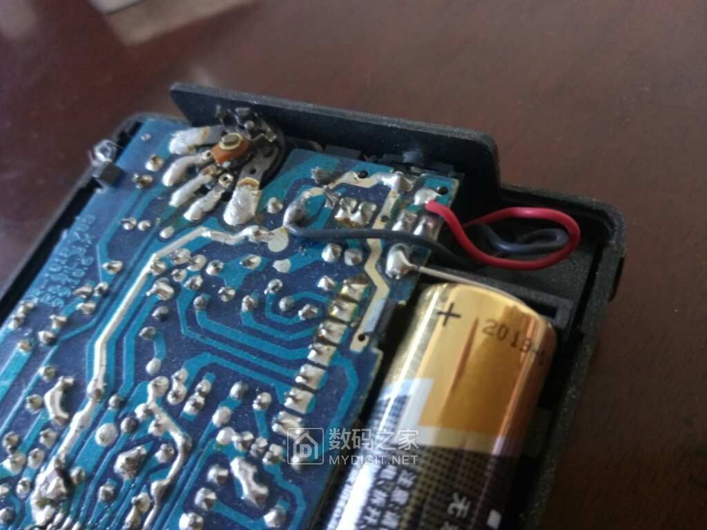 德生收音机不通电故障简单修理（TECSUN R1012） - 维修达人 数码之家