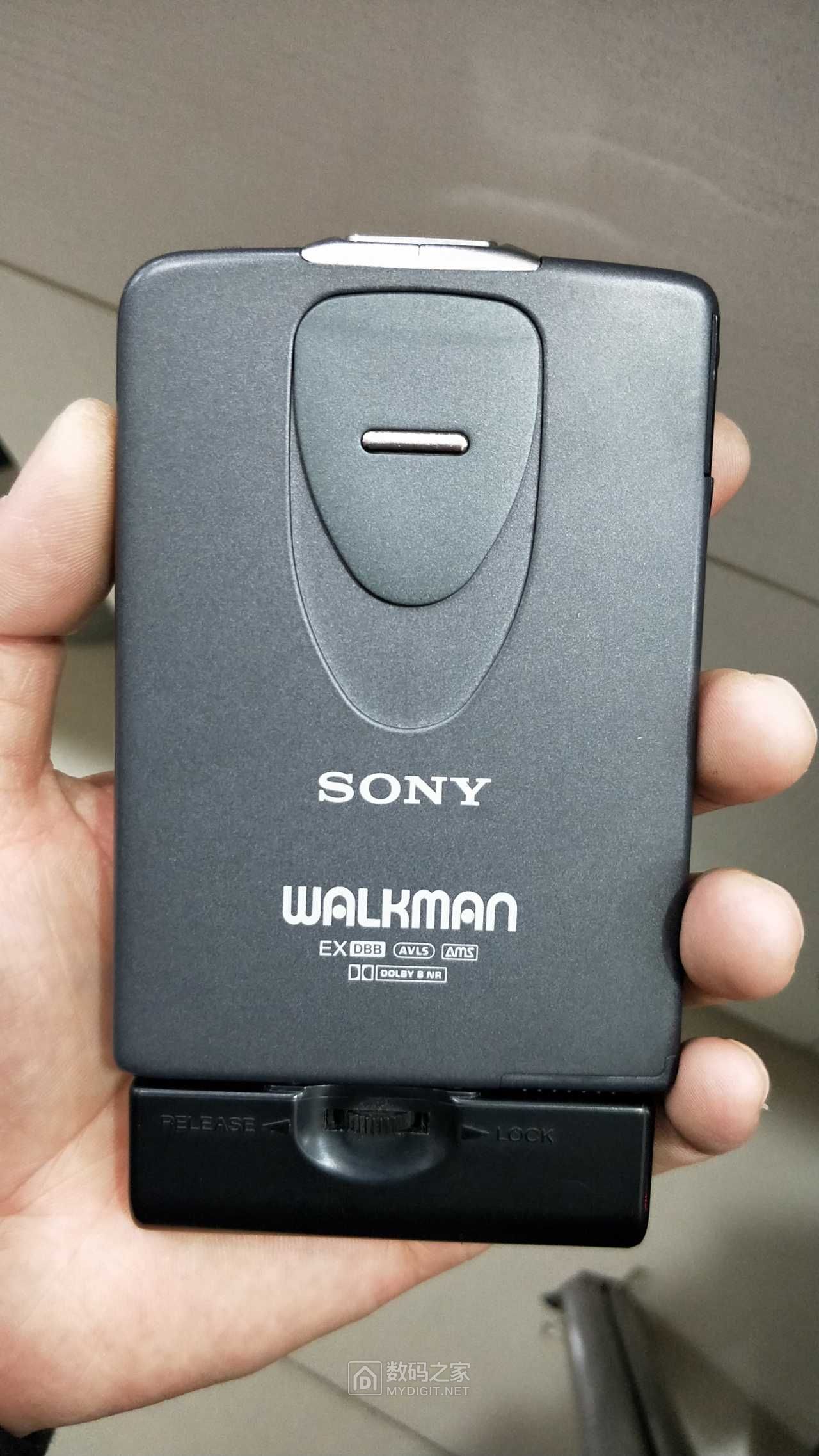 索尼WM-EX1单数机不用线控开启音效的方法 - 创意DIY 数码之家