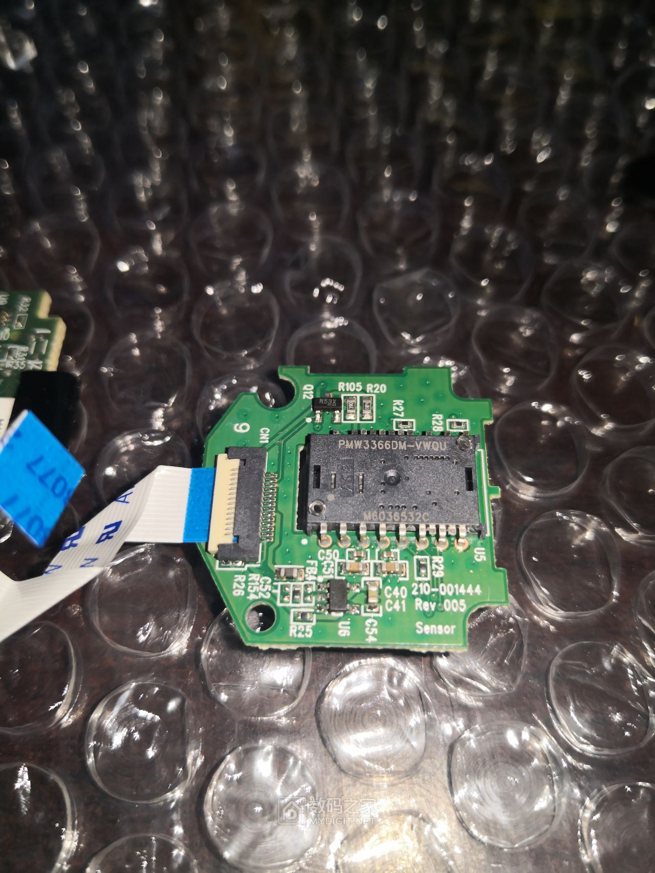 罗技G502拆解 - 拆机乐园 数码之家