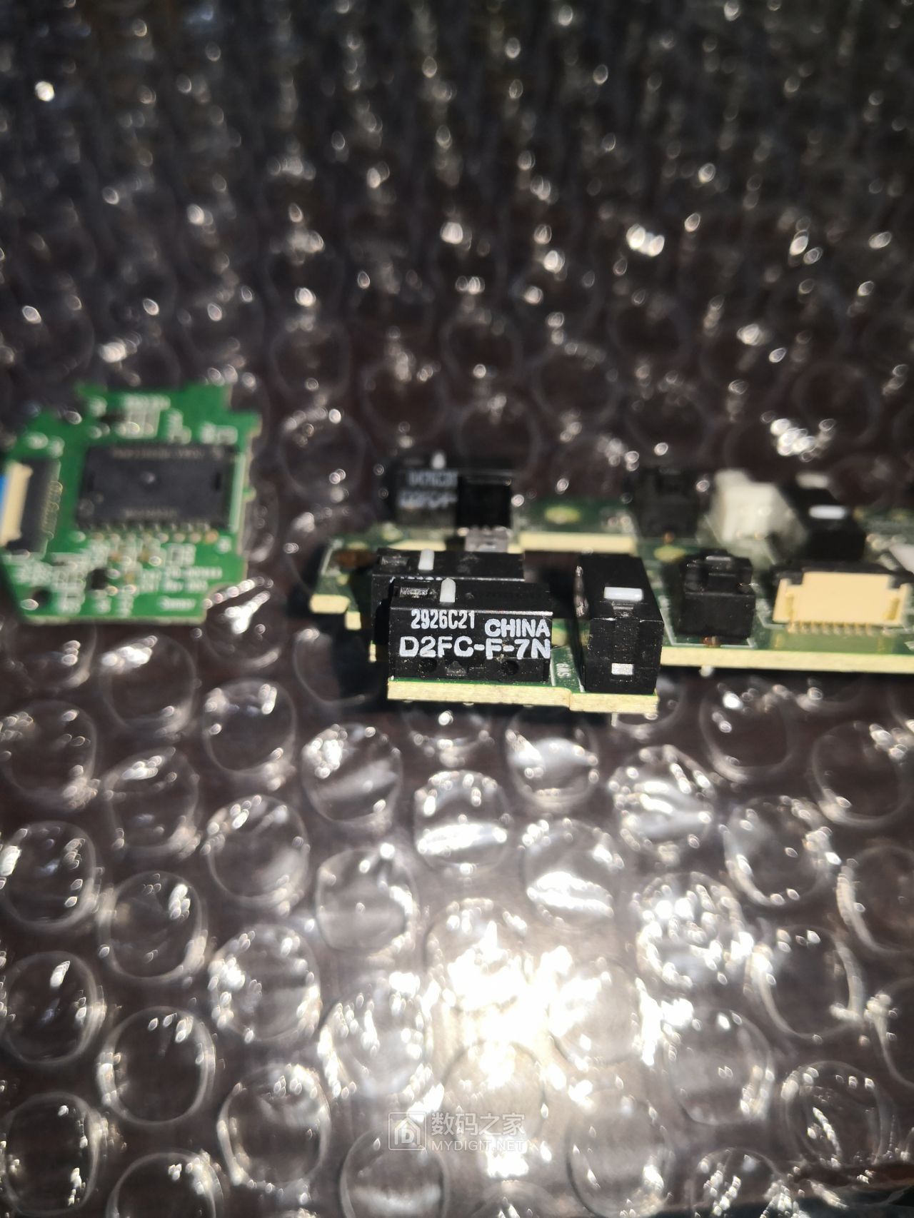 罗技G502拆解 - 拆机乐园 数码之家