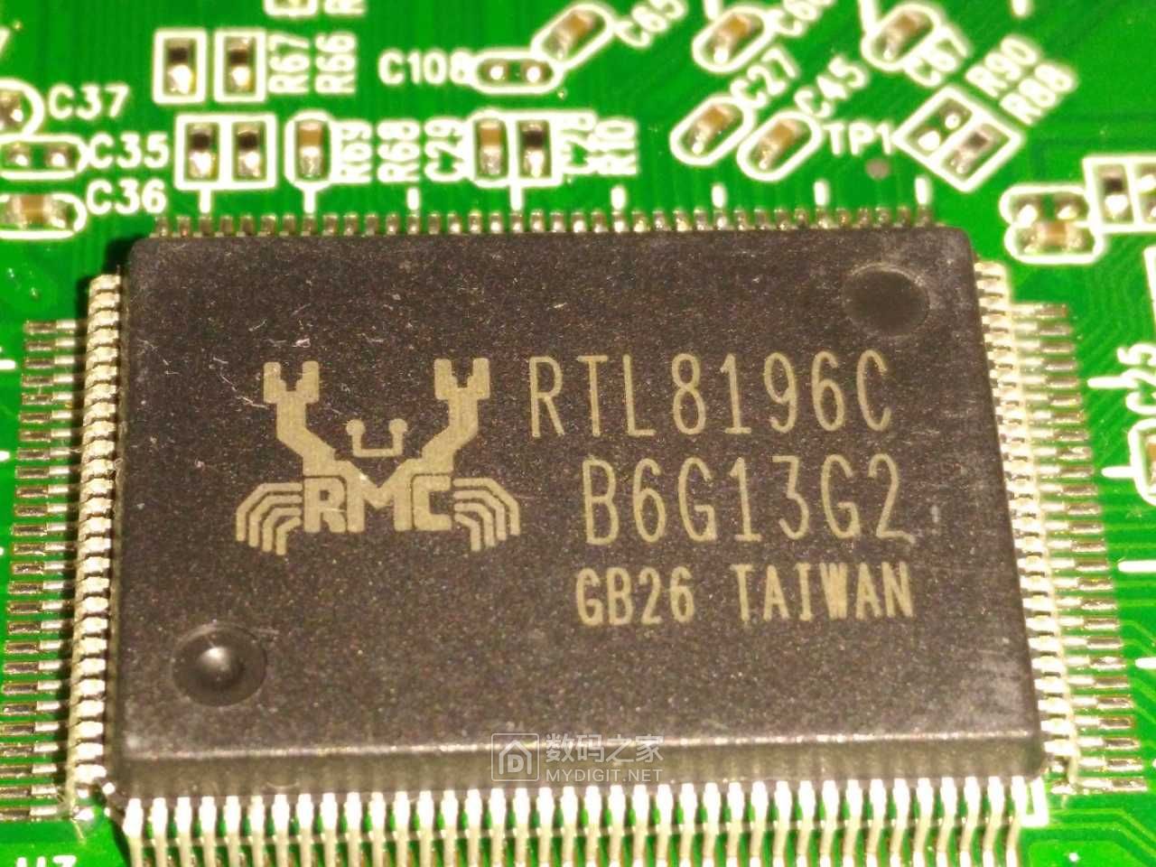 拆TP-LINK TL-R406 SOHO宽带路由器 Ver:3.1 - 拆机乐园 数码之家