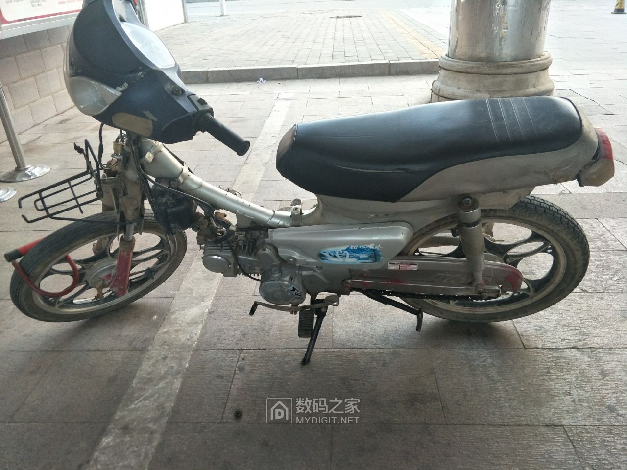 110弯梁摩托车复古改装换色 - 能工巧匠 数码之家