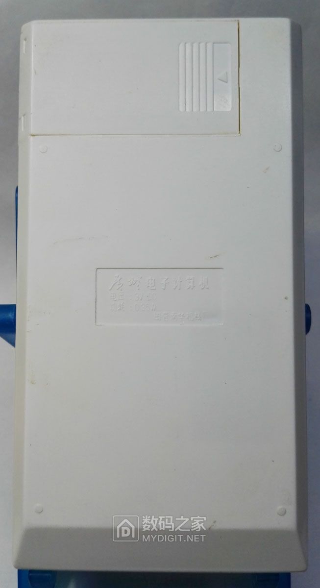 三种功能完全一样的荧光计算器拆解（SHARP EL-5002/DALIAN DS-5/广州8031） - 硬件博物馆 数码之家