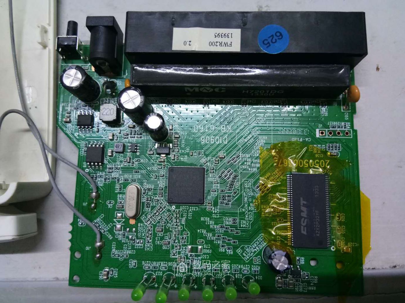 FWR200路由硬改16M闪存+64M内存 刷华硕固件 - WiFi/路由器 数码之家