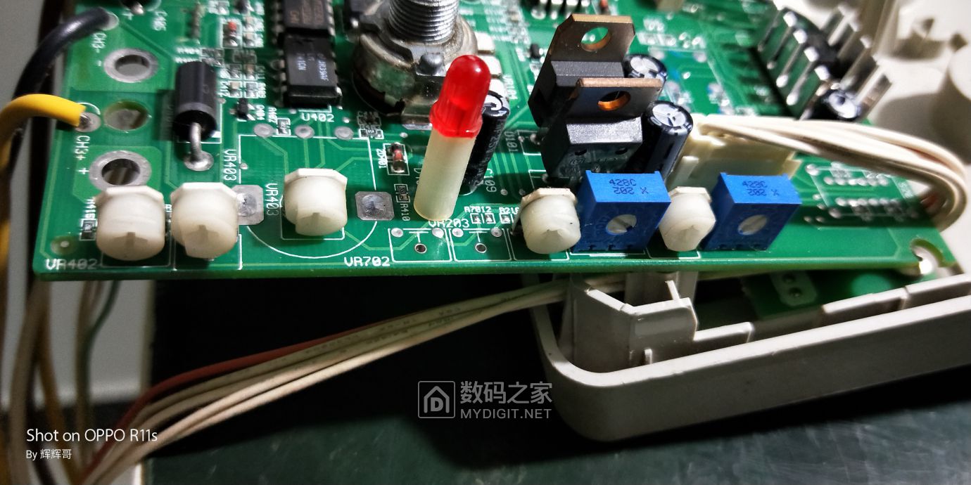 固伟GPS-3303C维修电源输出短路 - 拆机乐园 数码之家