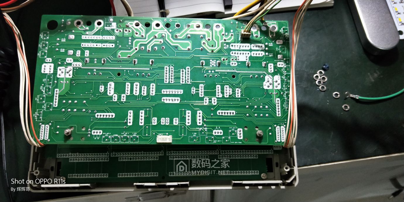 固伟GPS-3303C维修电源输出短路 - 拆机乐园 数码之家