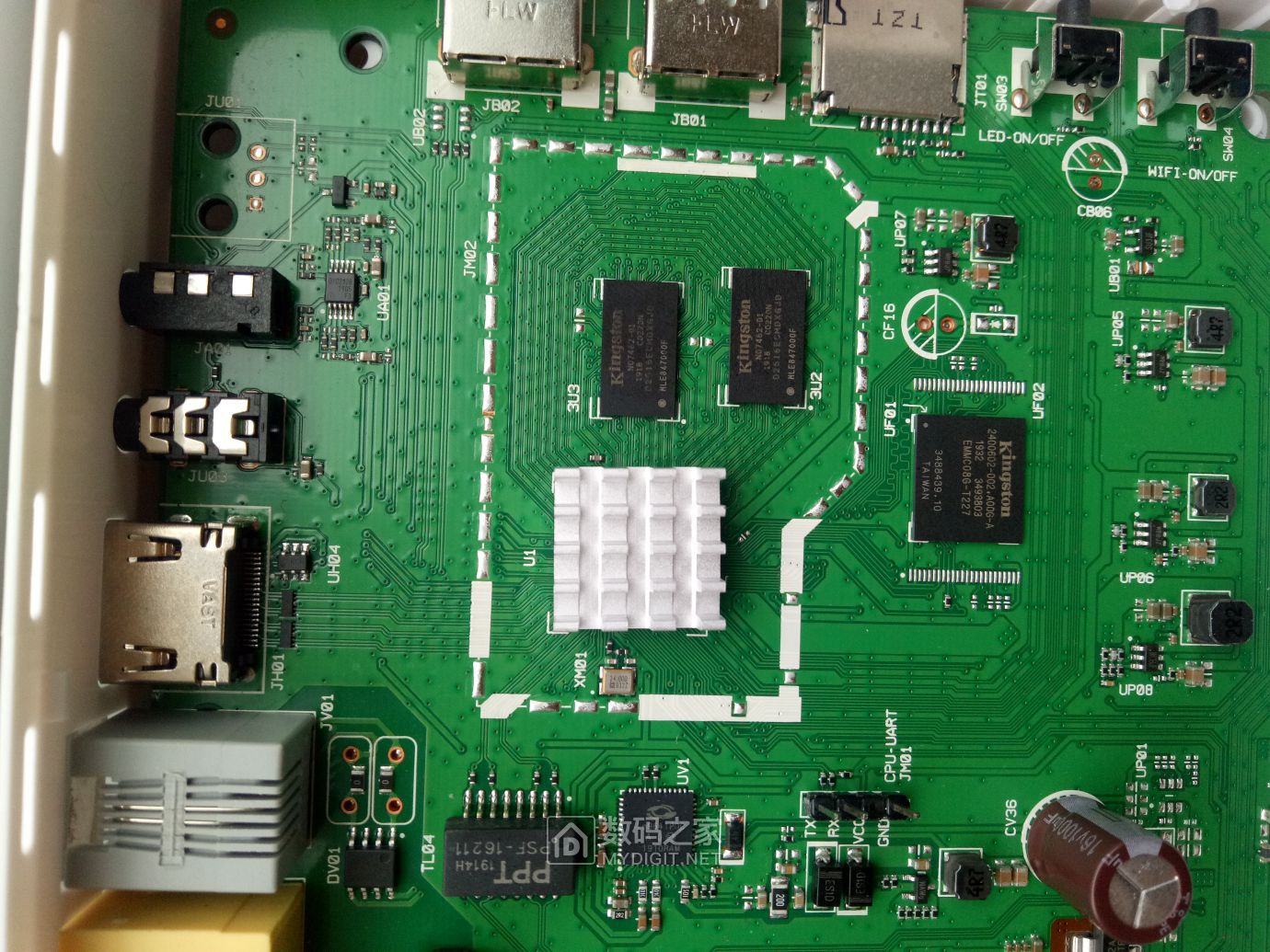 拆解刚入手的创维E910V10C智能融合终端 - 拆机乐园 数码之家