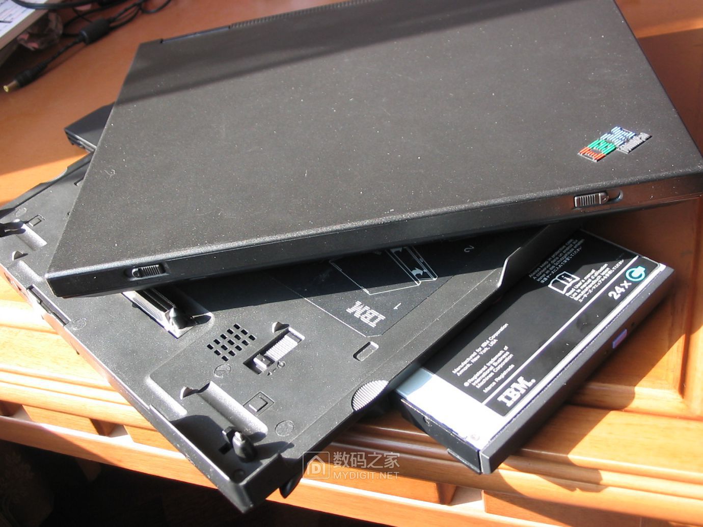 IBM经典型号/第一代轻薄本 IBM ThinkPad 570 - 硬件博物馆 数码之家