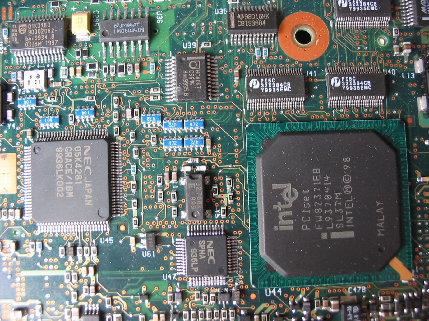 IBM经典型号/第一代轻薄本 IBM ThinkPad 570 - 硬件博物馆 数码之家