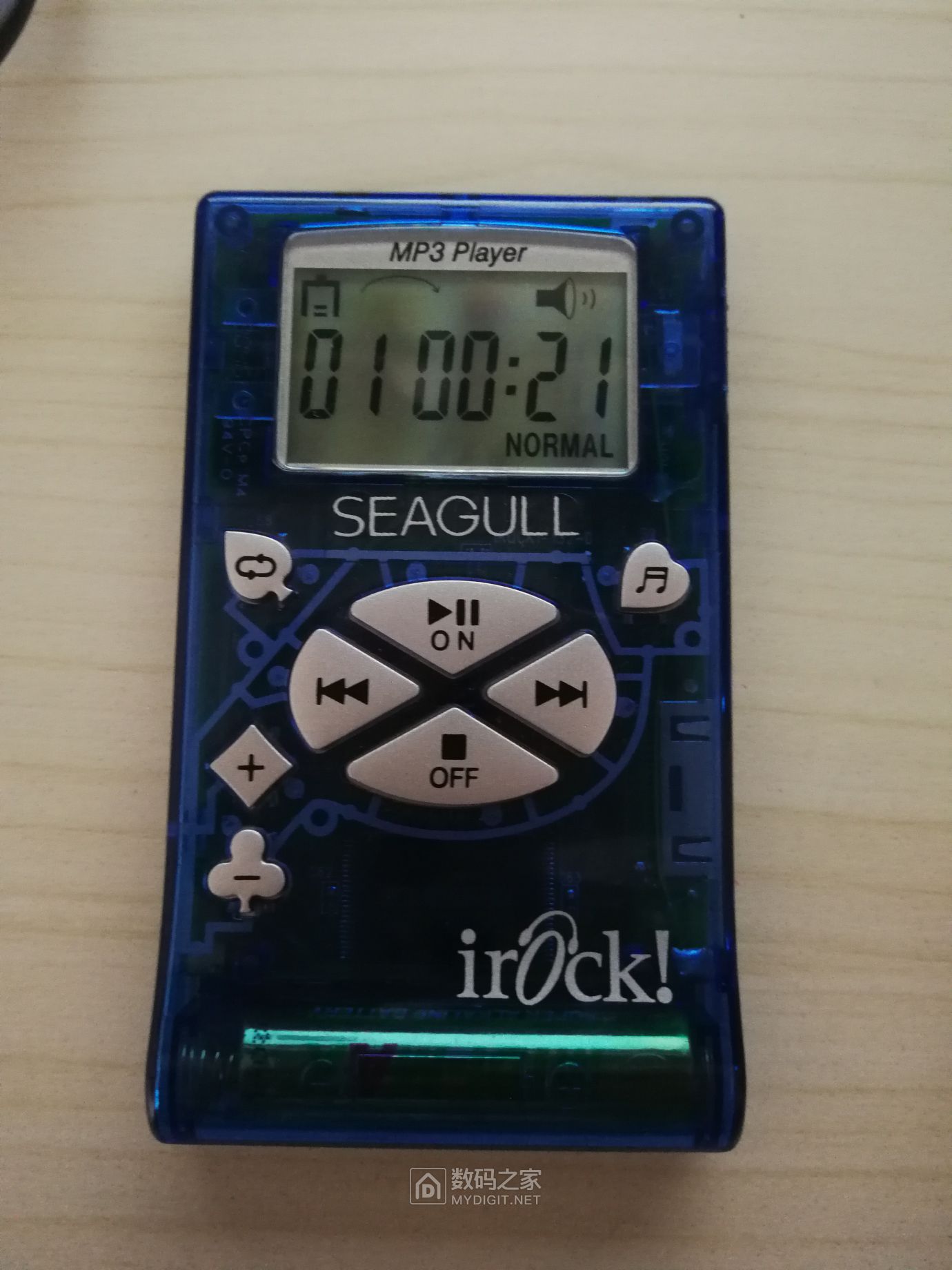 海鸥SEAGULL SDA-32(iRock 400)拆机，早期MP3里面到底什么样？ - 拆机乐园 数码之家