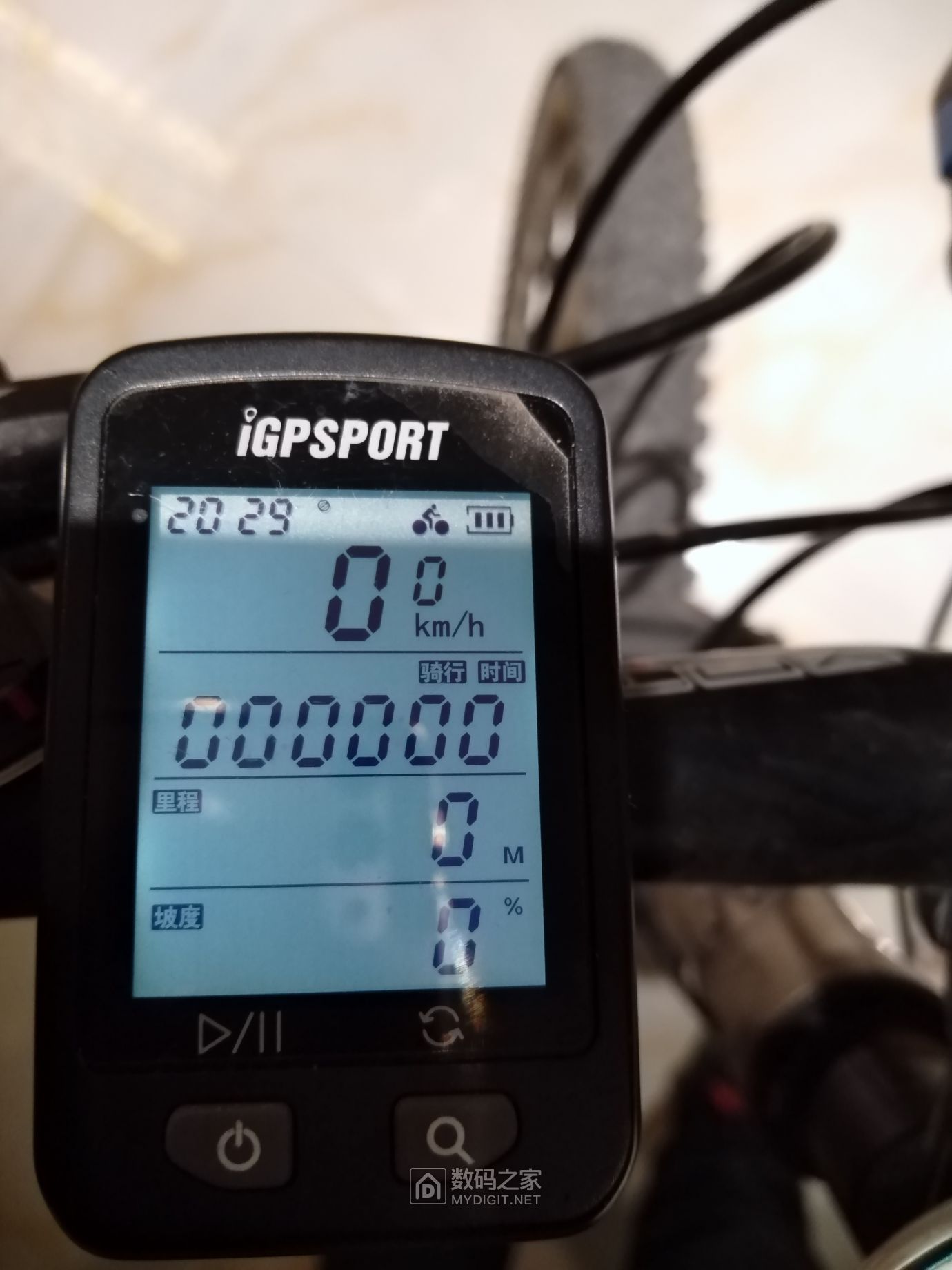 拆个iGPSPORT iGS216码表（GPS码表） - 骑行天地 数码之家