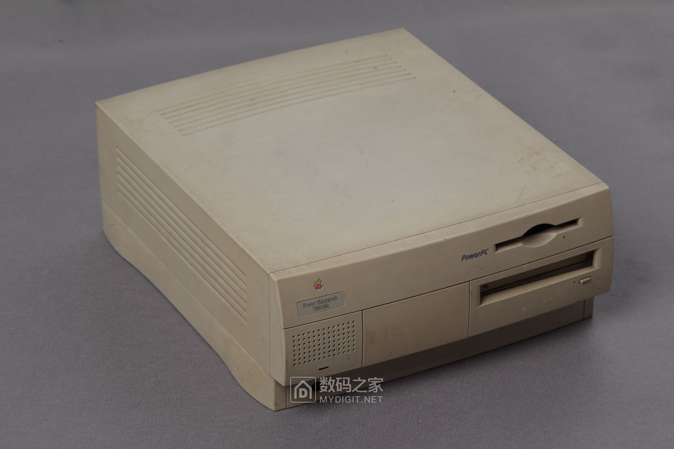 1995年的苹果Power Macintosh 7300/180主机拆机 - 拆机乐园 数码之家