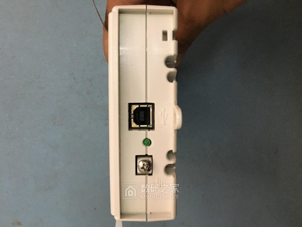 美国国家仪器NI-USB-5132波形采集卡拆解 - 拆机乐园 数码之家