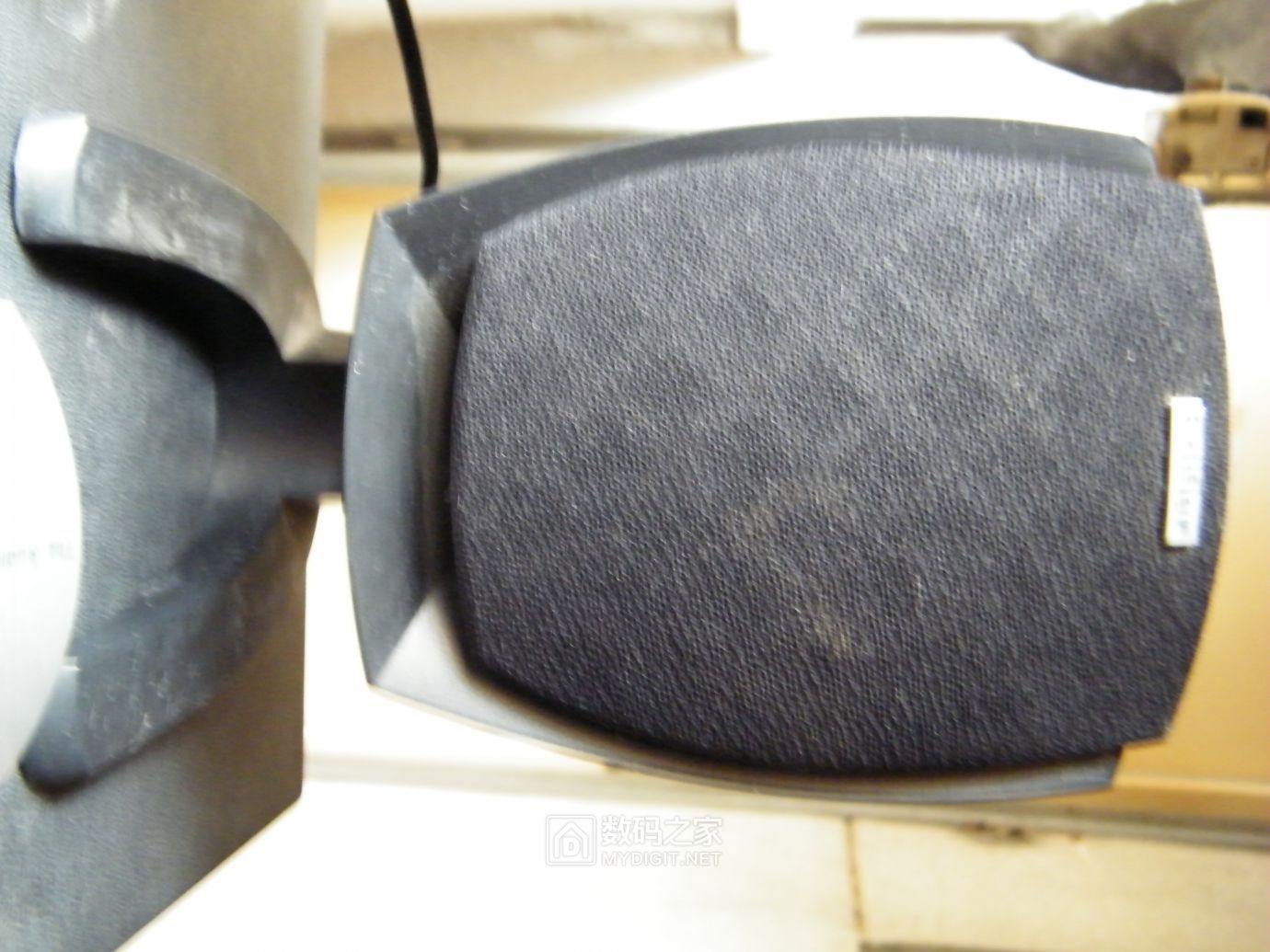 拆一个漫步者（Edifier）R201T(04款)多媒体有源音箱 - 拆机乐园 数码之家