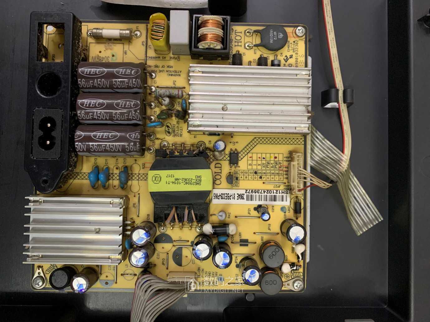 TCL老电视花屏了 - 拆机乐园 数码之家