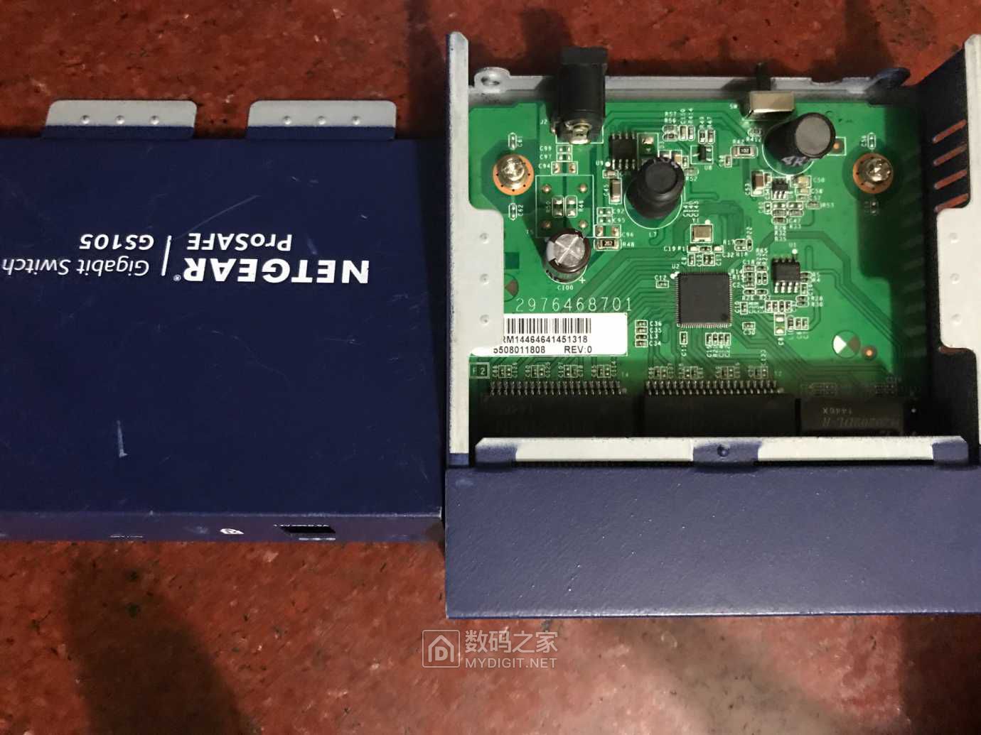 网件gs105 v5 v4区别 - 拆机乐园 数码之家