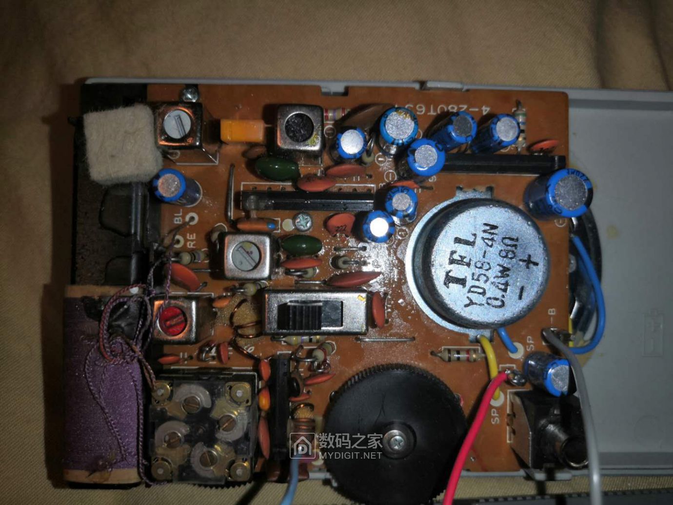 【NOS】老标三洋便携收音机拆解赏析（SANYO RP5065） - 拆机乐园 数码之家