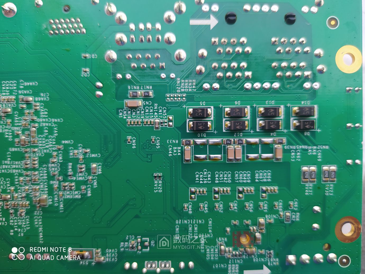 拆一个海康威视DS-7104N-F1/4P - 拆机乐园 数码之家