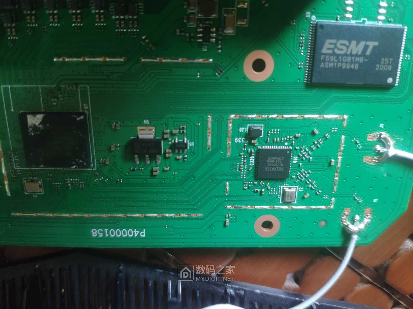 全网首拆奇葩的360路由T5G - 拆机乐园 数码之家