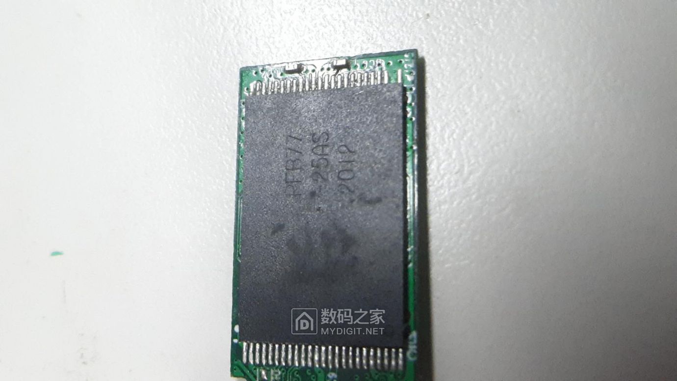 sm3281N AB贴大力出奇迹的镁光B27B颗粒，正片工具量产 - U盘存储技术 数码之家