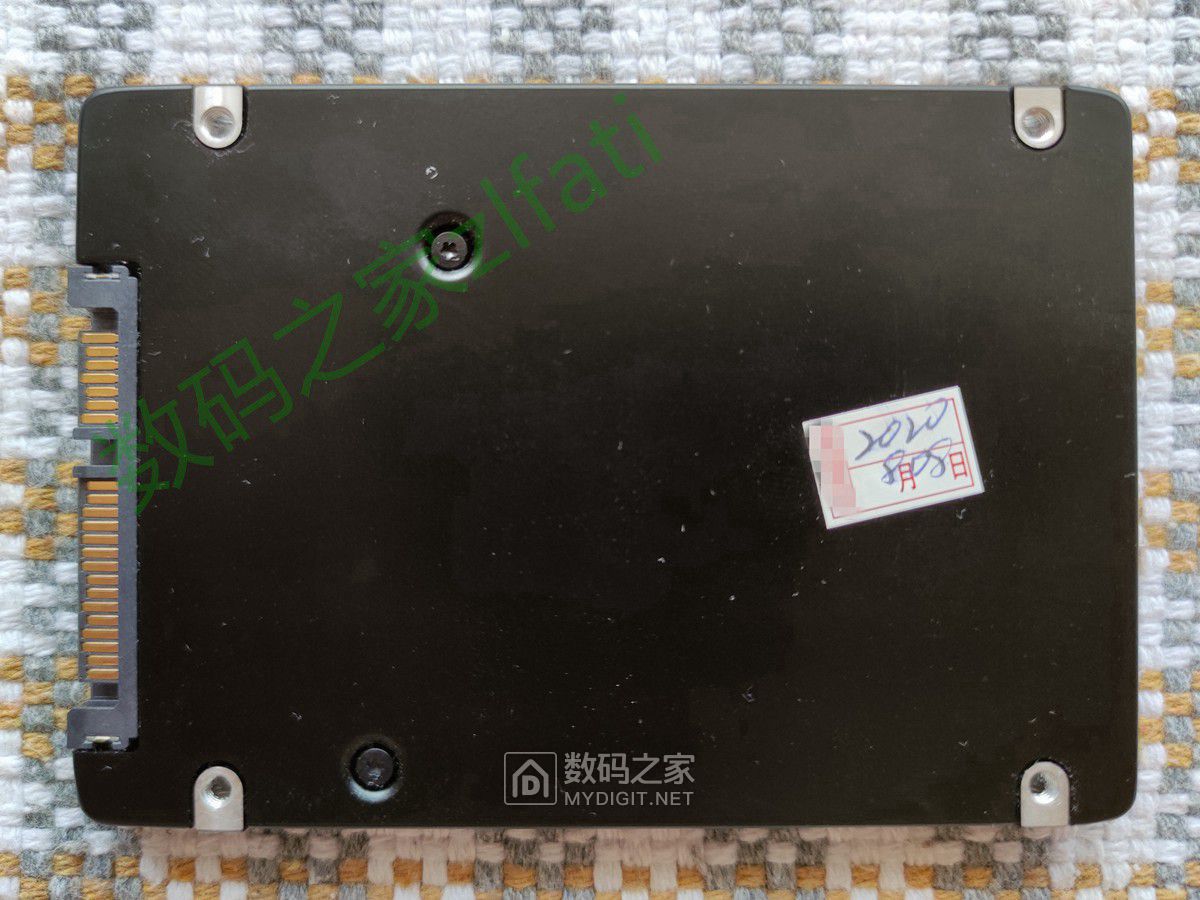 拆一个三星3.84TB的3d MLC企业级固态硬盘SM883 - 拆机乐园 数码之家